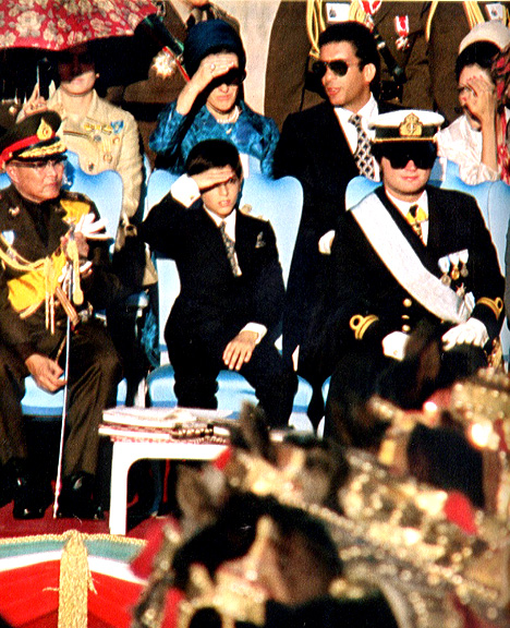 1971: The Shah and Iran Celebrate 2,500 years of Persian Monarchy ...